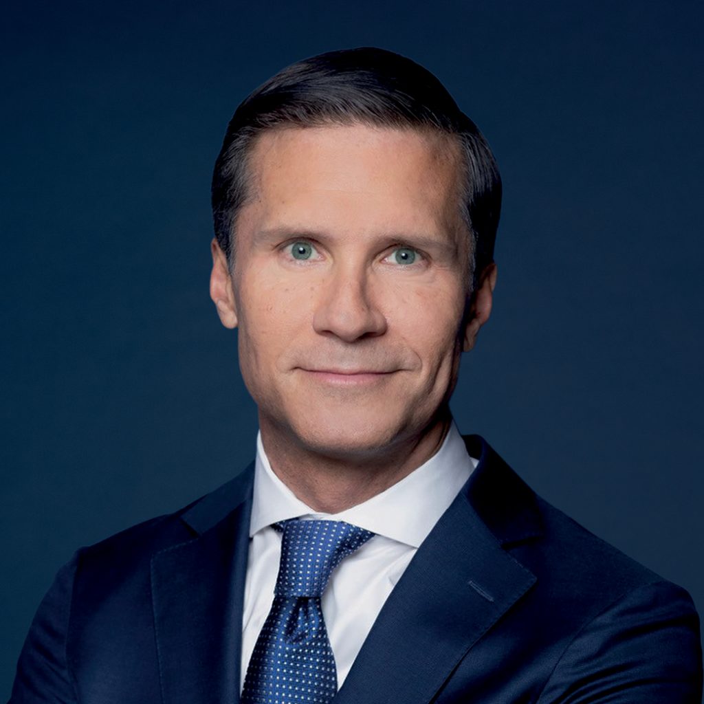 Management – foxcorporation